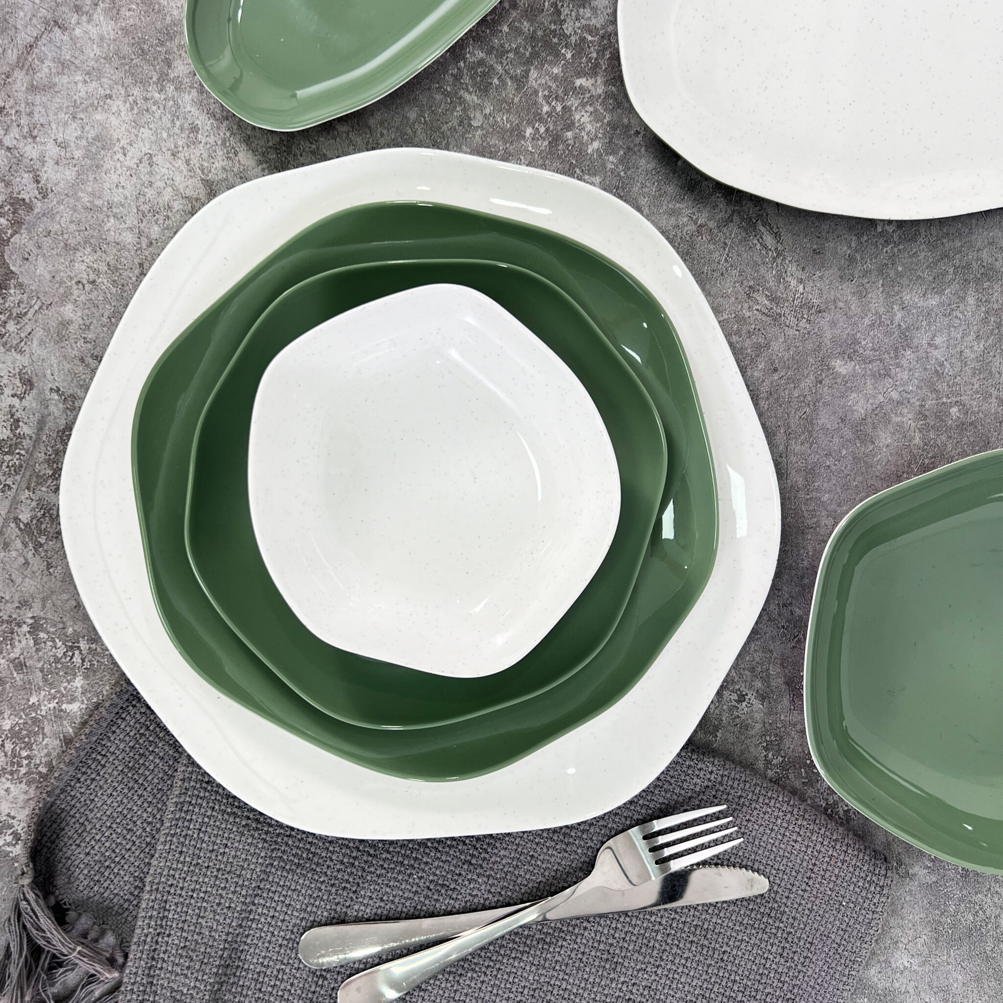 How to Arrange and Use a Six-piece Western-style Tableware?